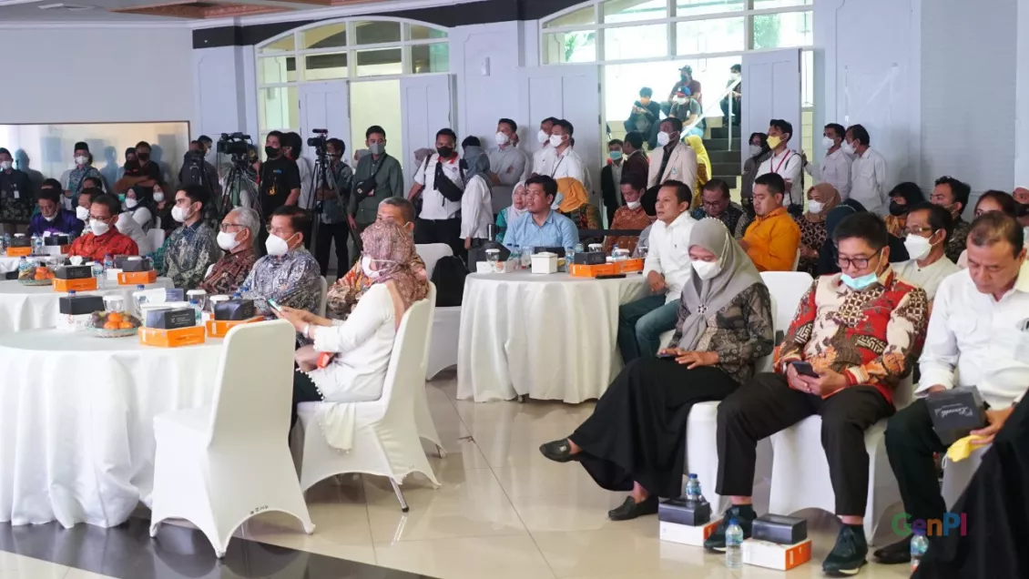 Foto: Menpora Zainudin Amali Luncurkan Logo Sumpah Pemuda - GenPI.co