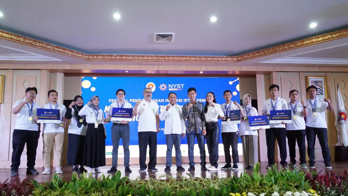 Foto: Menpora Apresiasi NYST Awars 2022, Beri Pesan Inovasi - GenPI.co