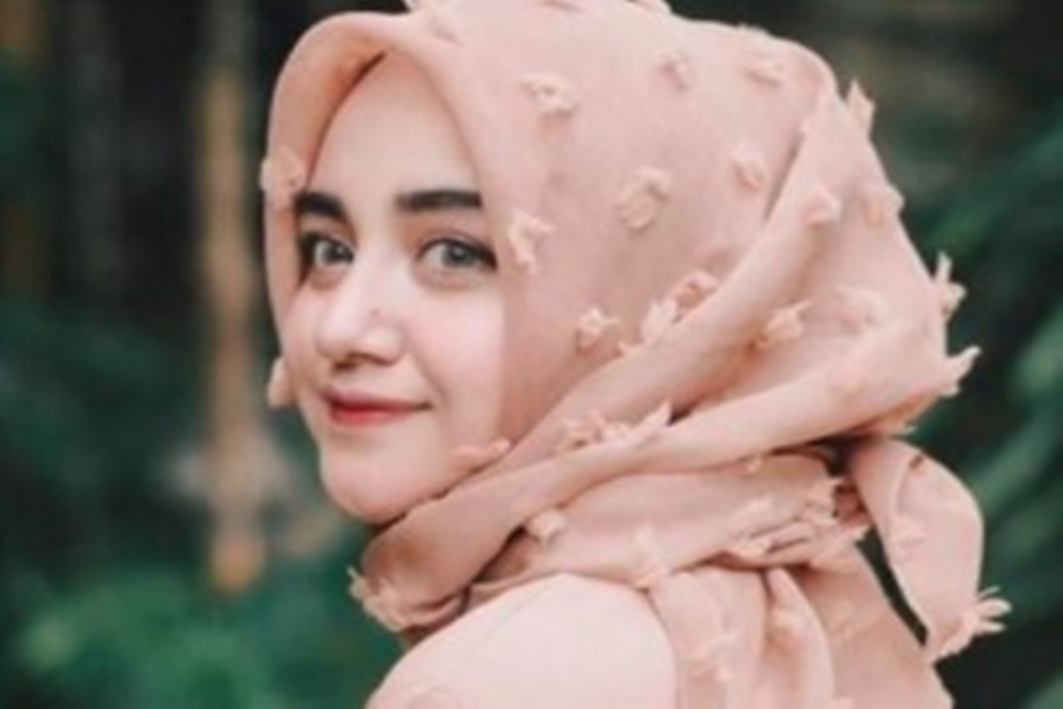 Tren Jilbab 2021: Ada 8 Jenis, Terpopuler Hijab Kumis Jojon - GenPI.co