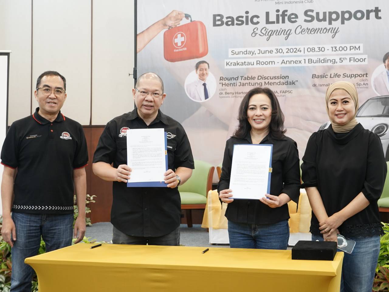 Gandeng Komunitas Mini Cooper Indonesia, RS Premier Bintaro Beber ...