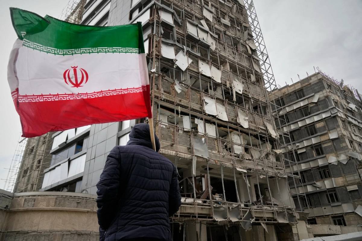 Jejak Trump di Perang Iran, dari Serangan Dadakan hingga Minta Bantuan ...