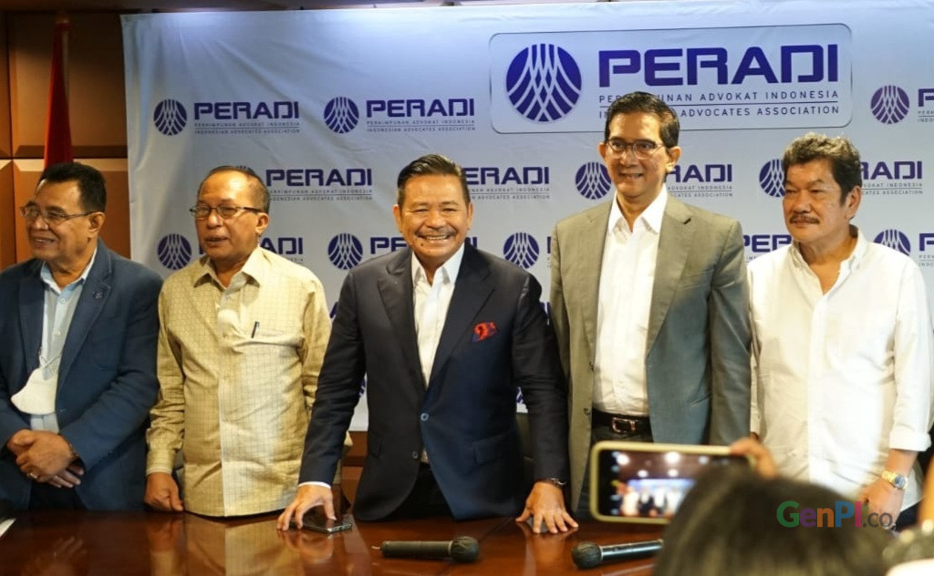 Dianggap Pansos ke Hotman Paris, Otto Hasibuan Jawab Santai - GenPI.co Dianggap Pansos ke Hotman Paris, Otto Hasibuan Jawab Santai - GenPI.co