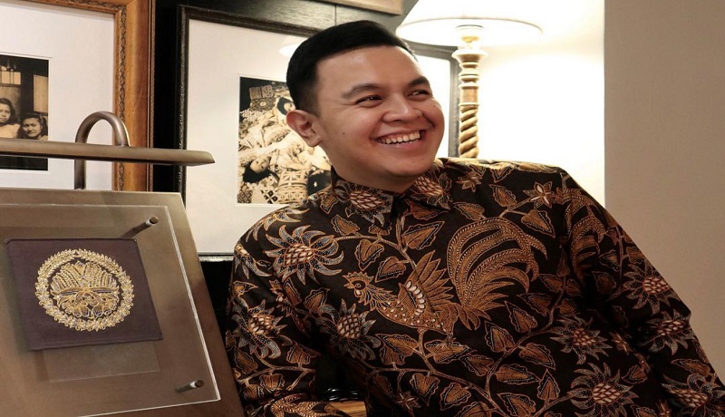 Apa Kata Tulus Tentang Wanita Cantik? - GenPI.co