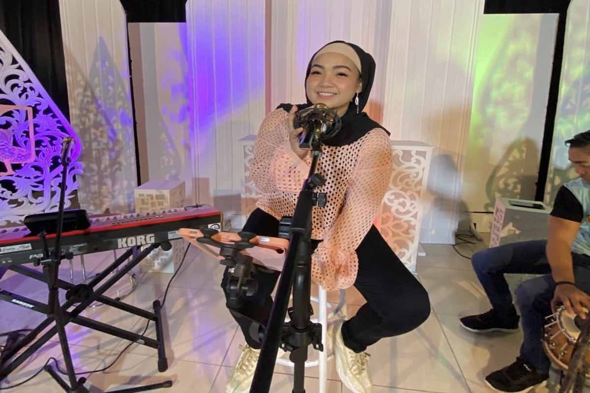 Pesonanya Kuat, Bidadari Banyuwangi Buat Penggemar Kagum - GenPI.co JATIM