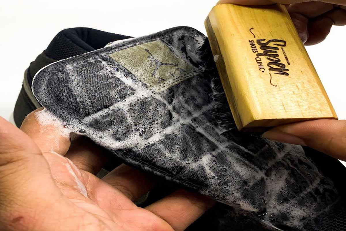 2 Tips Mudah dan Murah Bertahan di Dunia Usaha Cuci Sepatu Bagi Pemula ...